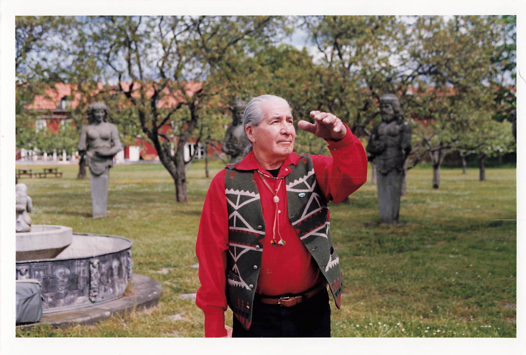 SWEDEN 2001: The Arts of Life - The Tracking Project